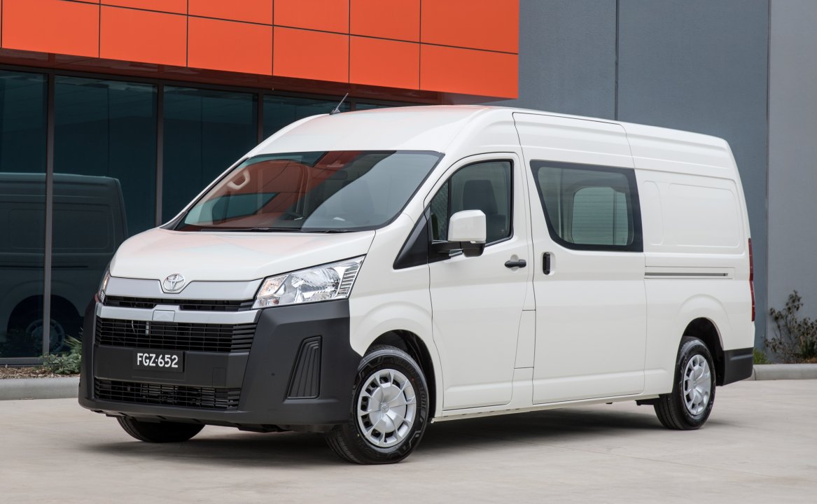 Toyota Hiace LWB Van Van Auto (2024-2025) | Vehicle Emissions Star Rating